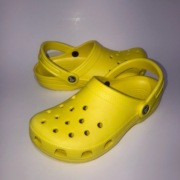 CROCS | Shoes | Crocs Unisex Womens 6 Mens 4 Classic Clog Yellow Slip ...
